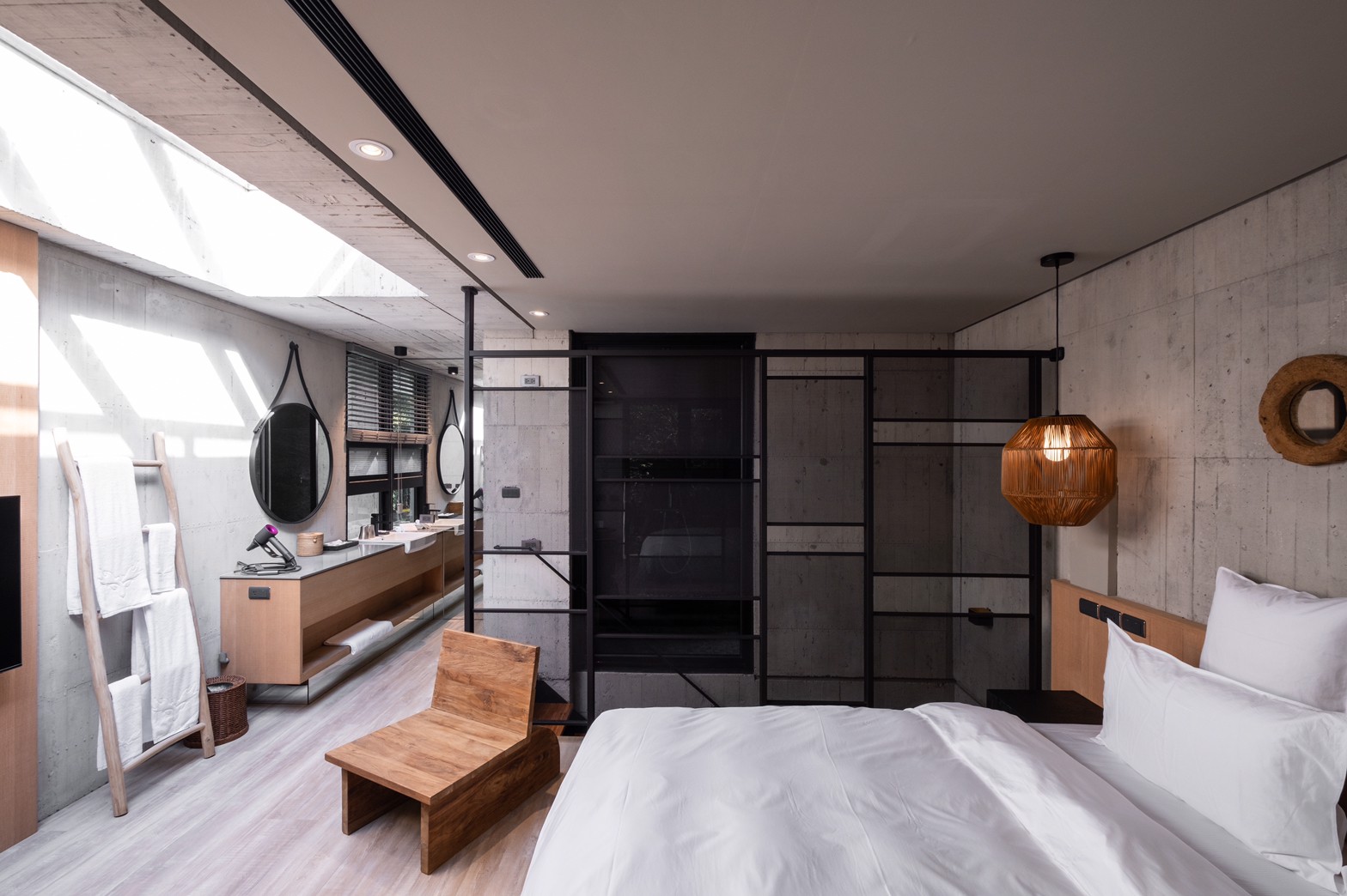 deer-chaser-room-list